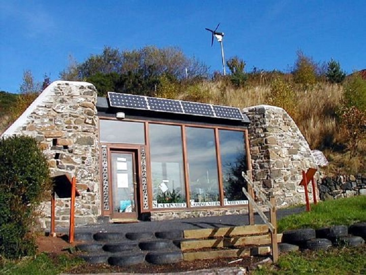 10 Most Beautiful Off The Grid Homes | Los Angeles Homes