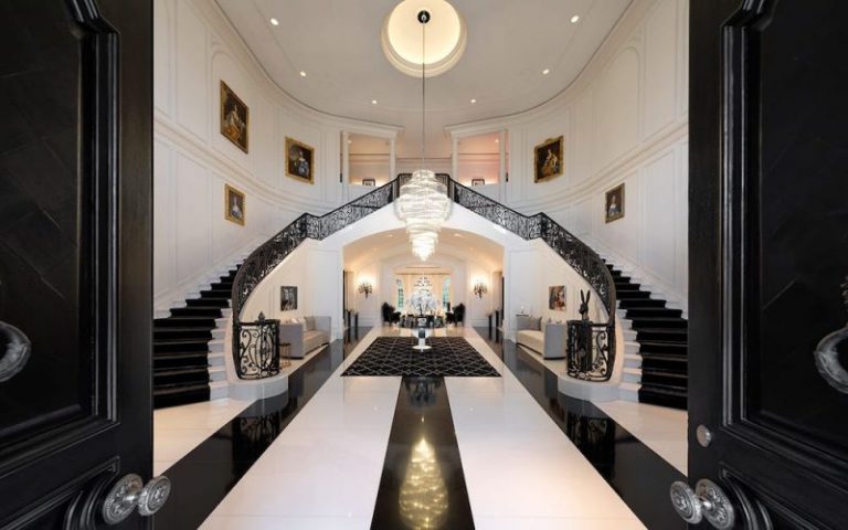 Spelling Manor, A Wonder Mansion to Behold | Los Angeles Homes